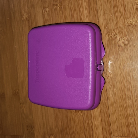 Tupperware | Kitchen | Tupperware Sandwich Keeper | Poshmark